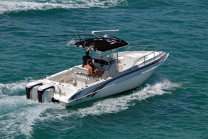 Choosing the Right Boat Type: A Complete Boater's Guide