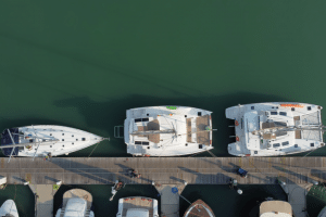 Do Sailboats Have Motors? Compare Motor Types