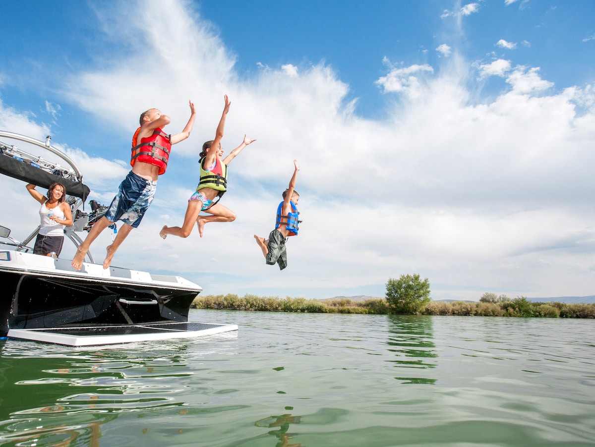 Lake Conroe Water Activities: Fishing, Swimming, Jet Skis, and More