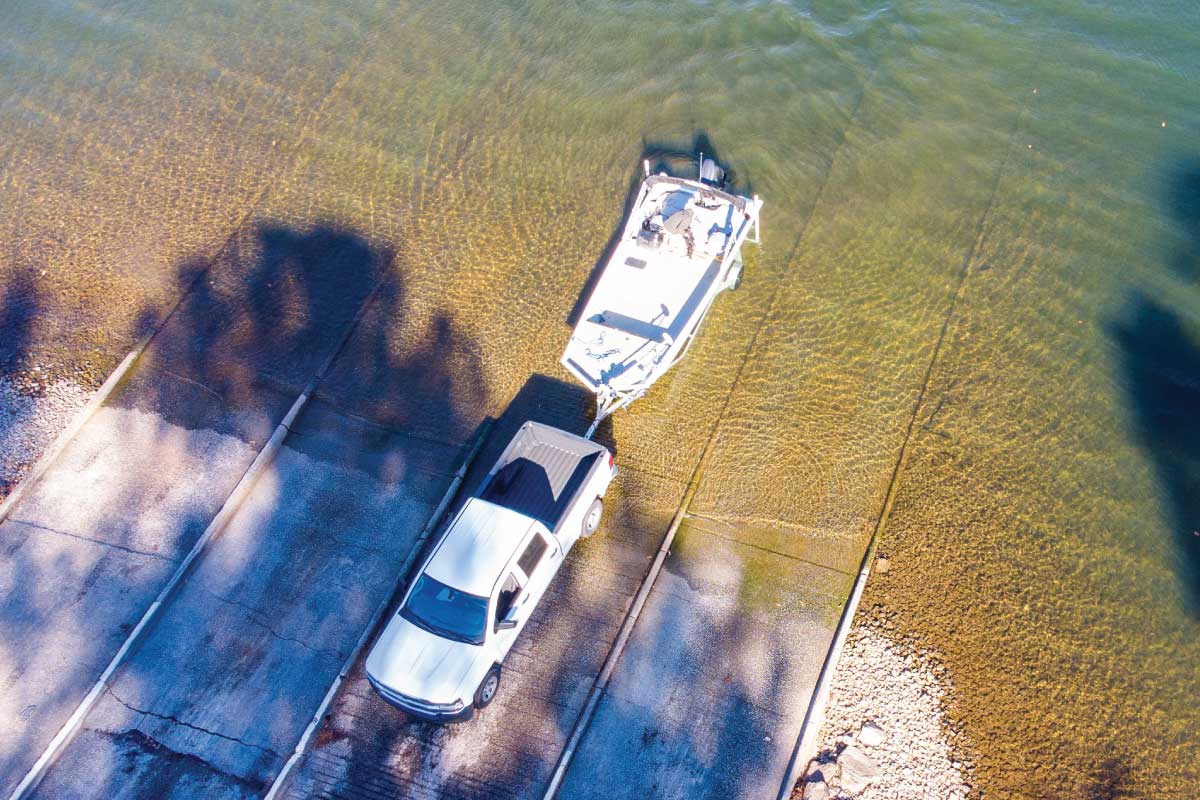 Loading a Boat on a Trailer: Step-by-Step Guide | Boatsetter