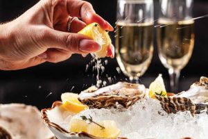 5 Marco Island Restaurants on the Water | Boatsetter