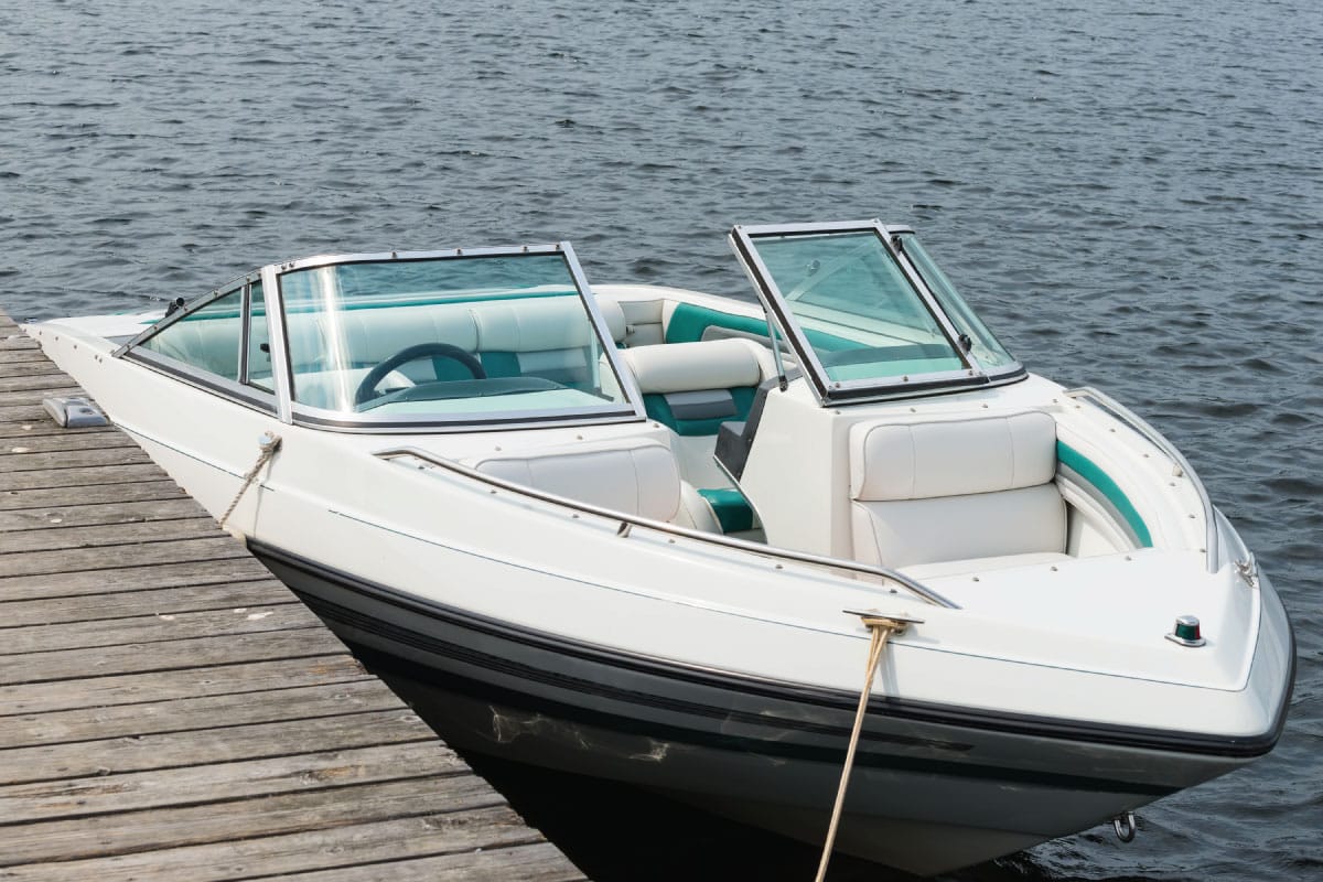 Docking a Boat: 5 Easy Steps for Beginners | Boatsetter