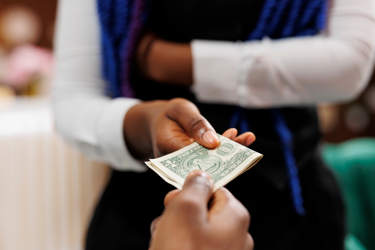 How Much to Tip a Fishing Guide: Proper Tipping Etiquette