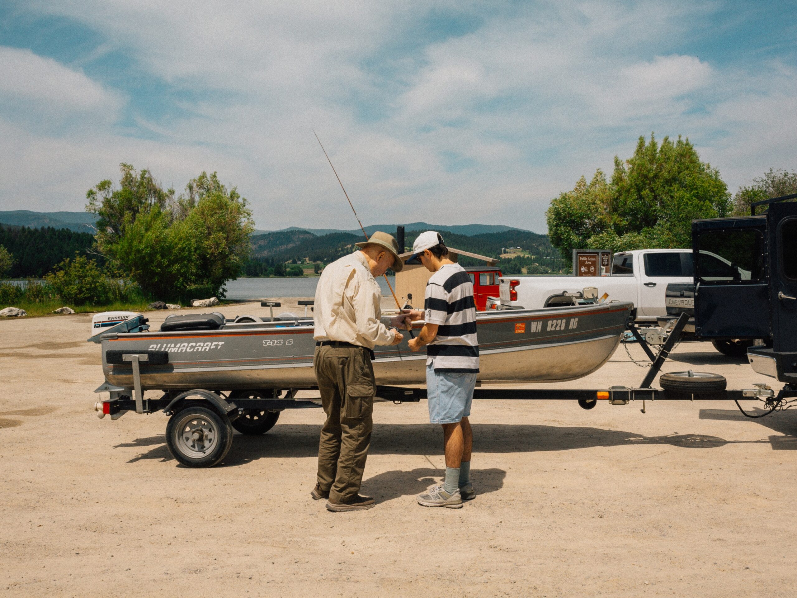Best Places for Fall Fishing in the U.S. - Boatsetter